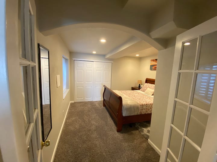 Walkout Basement, 1 Bedroom, Living Room, Kitchen. - Aurora, CO