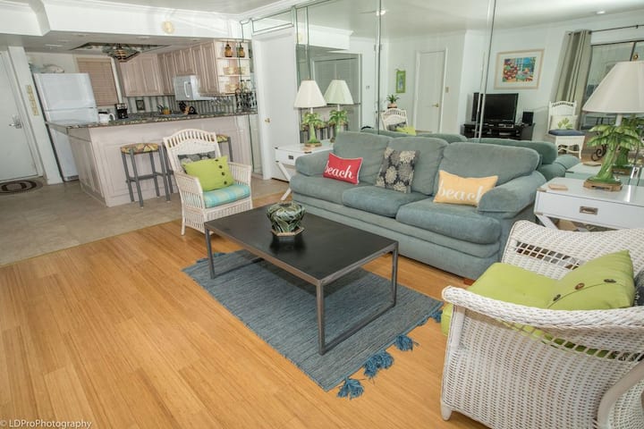 Stay 1131 Directly On The Beach ! - Destin, FL