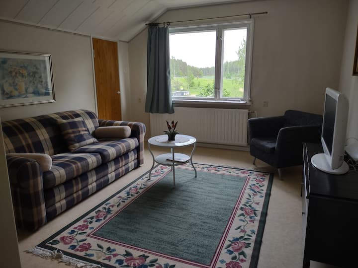 Mukava Huoneisto Omakotitalon Yläkerrassa. - Naantali