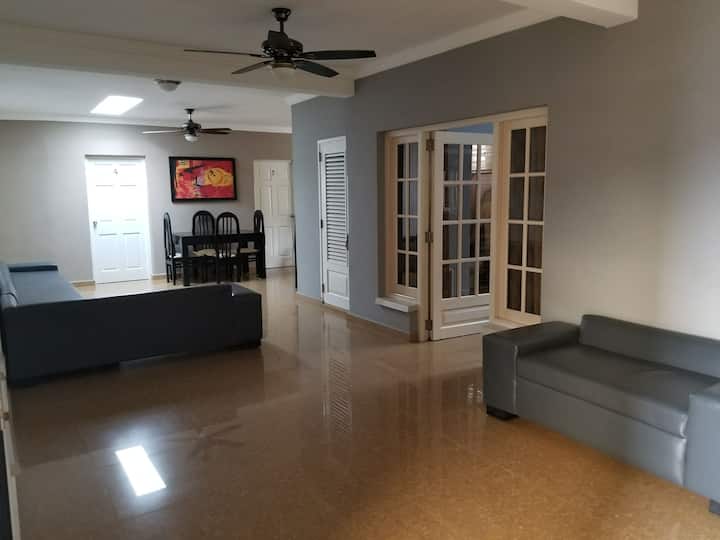Casa Yosbiel Habitac. Privada Con Desayuno Y Wi-fi - Cuba