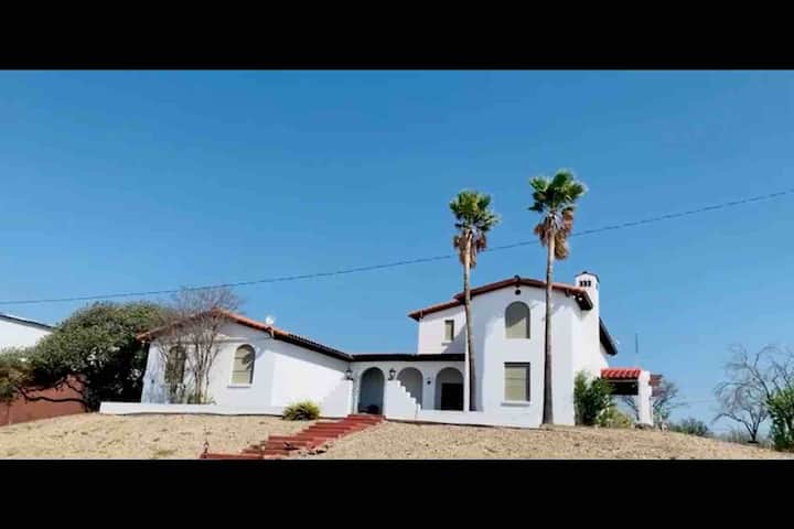 Perfect For Business Trips! - Laredo, TX