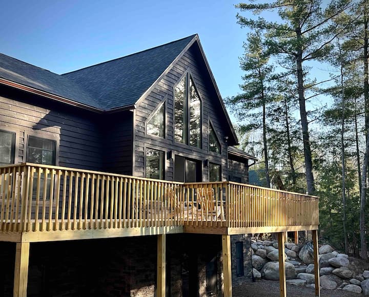 Whiteface Mountain House: A Riverfront Hideaway - Wilmington, NY