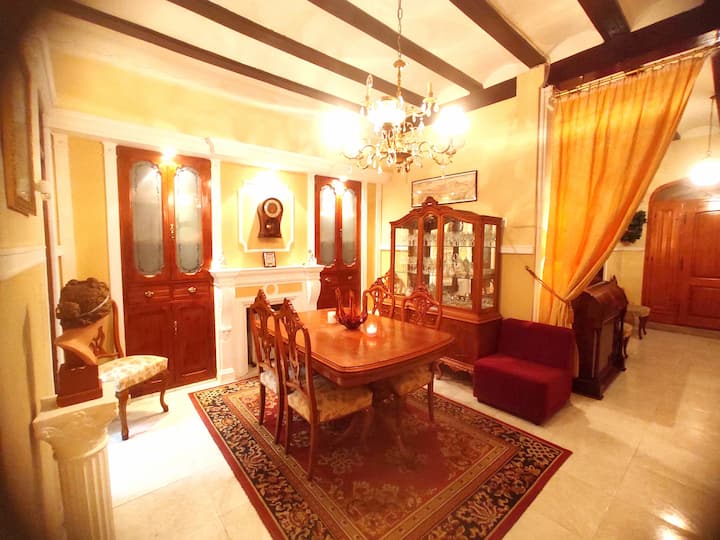 Encantadora Casa De Pueblo - Sagunto