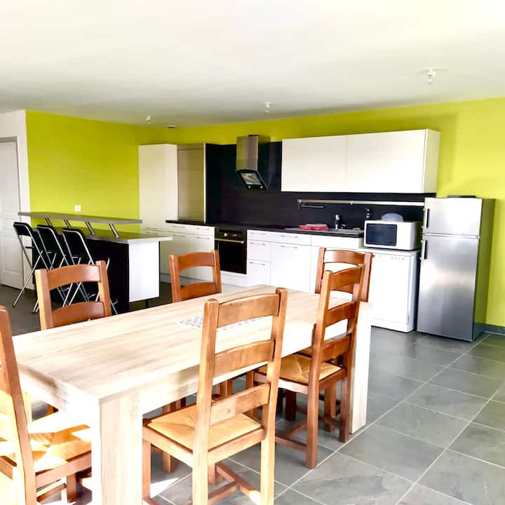 Appt 3 Ch - 115m2 - Lussac Les Chtx - Lussac-les-Châteaux