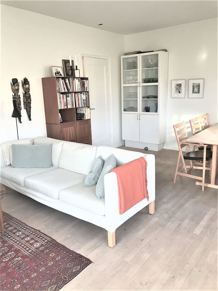 Bright, Hip And Central Apartment - Aarhus