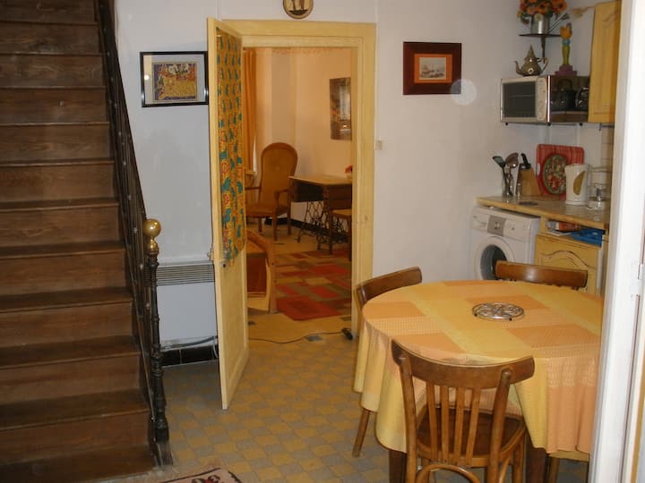 « Le Viteloux », Maison Au Cœur Du Village De Mens - Mens