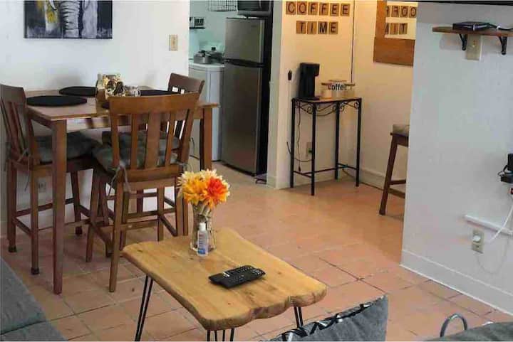 N-1 Departamento De Dos Pisos. Comodo Y Acogedor. - Ciudad Juárez