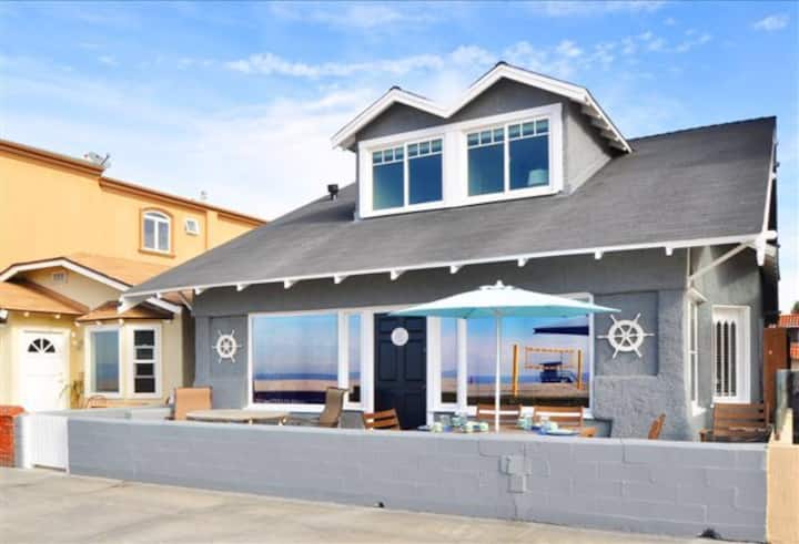 Cottage On The Strand - Hermosa Beach, CA