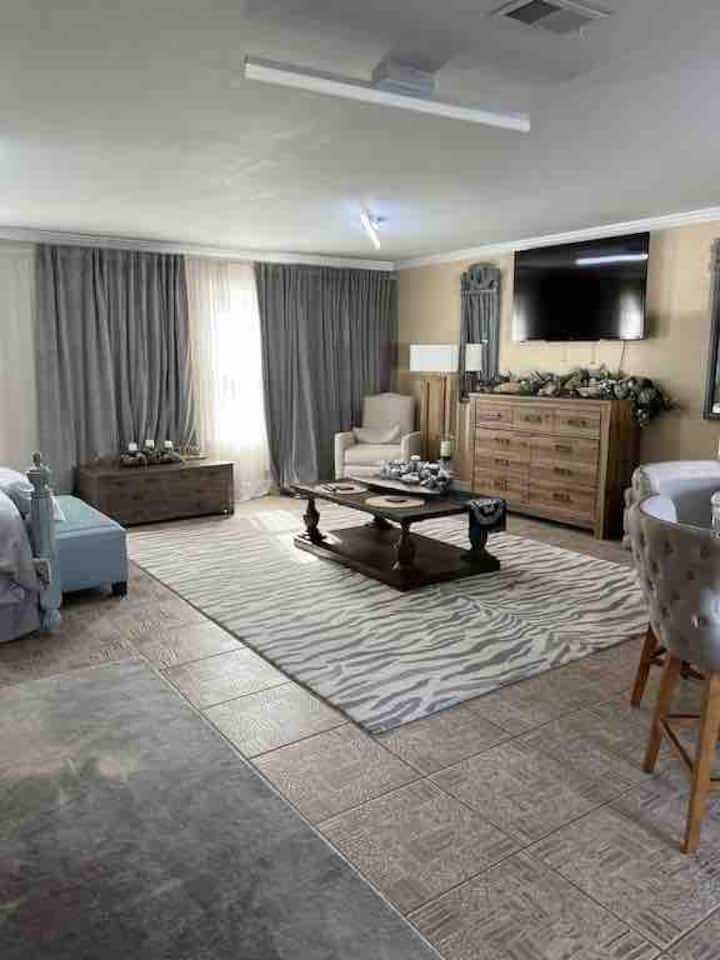 Hermosa Flor Apartment( Duplex). - Lillian, AL