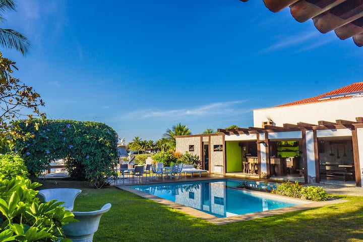 Moringa Exclusive Suites - Jacuzzi, Luxo E Vista. - Cabo Frio