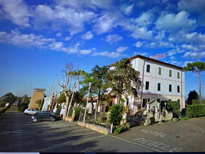 Circondati Dalla Natura Della Salina Di Cervia - Милано Мариттима