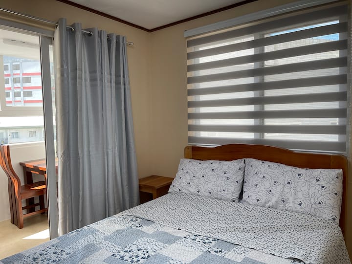 The Zone Ville 7/f 2br Condo With City View - Baguio