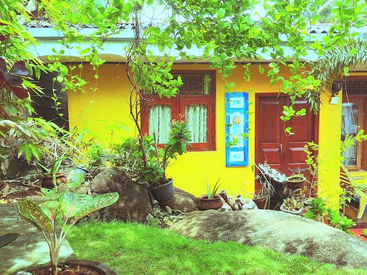 Tropical Homestay By The Golden Beach - Sri Lanka