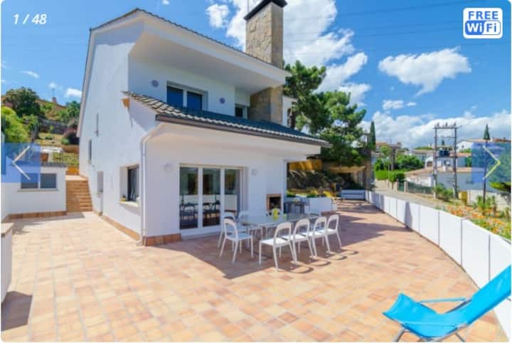 Maison Iris Située à Lloret De Mar - Lloret de Mar