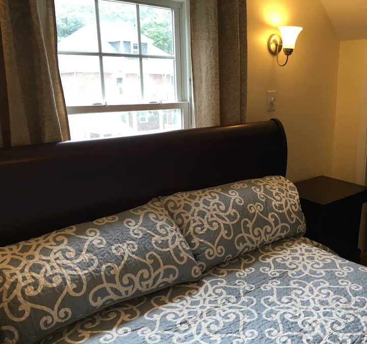 Charming Comfort 1 Br / Studio - Waltham, MA