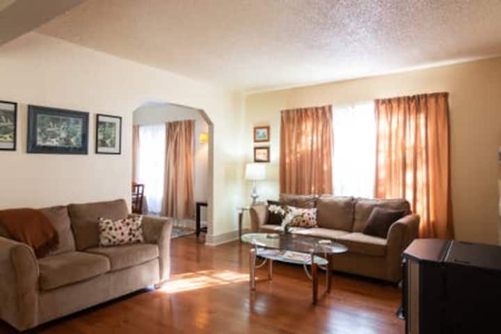 Charming Brick House - Seattle, WA