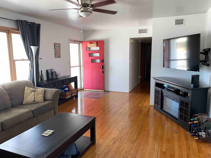 5 Bedroom 3 Bath Spacious Lake House - 哈瓦蘇湖城