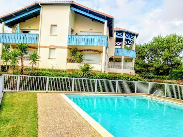 Superbe T2 De 45m² Anglet Avec Piscine Et Terrasse - Anglet