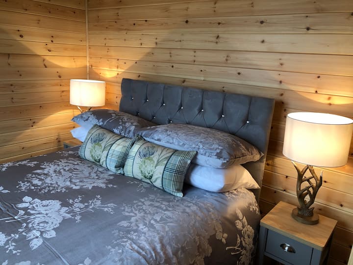 Oldshore, Shepherd Hut @ Aiden House B&b, Durness - Durness