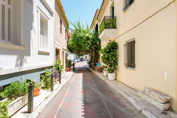 Athenian House In Plaka | Athenian Homes - Афины