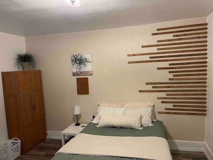 Unit 6. Private Fully Furnished Apartment. - Wenatchee, WA