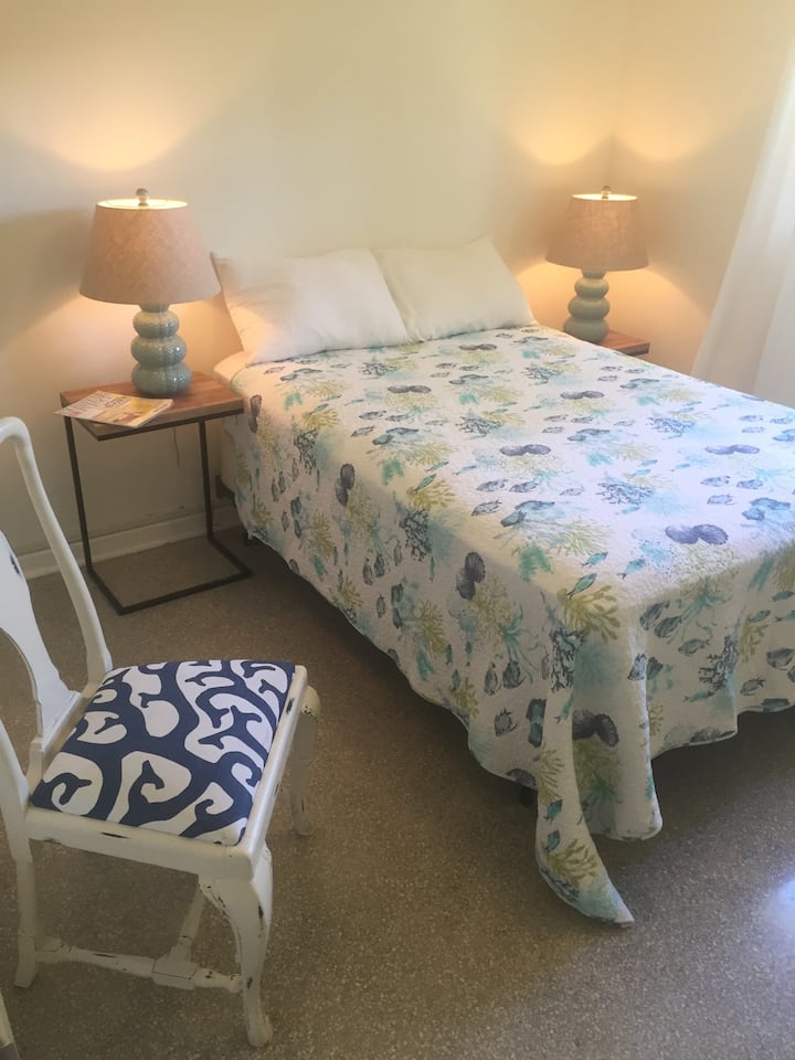 Cozy Room In A Beautiful House - Vero Beach, FL