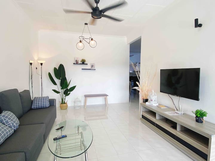 Diamond Bay Homestay - Teluk Intan