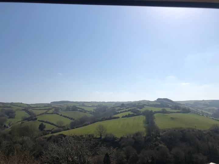 5 Bed Family Home With Sea And Countryside Views - Ilfracombe