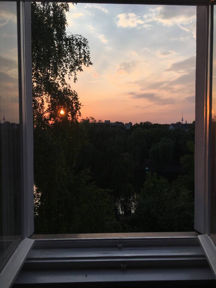 Tauche Ein In Das "Wahre" Berlin! - Berlin