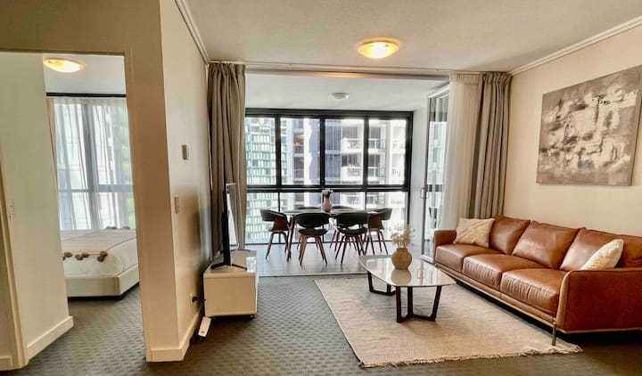 Luxury City Center King Bed Apartment - Brisbane