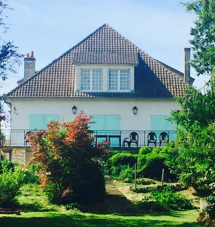 Maison De Famille - Contres