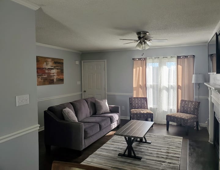 Beltline Oasis - Beautiful Ranch Style Home - Raleigh, NC