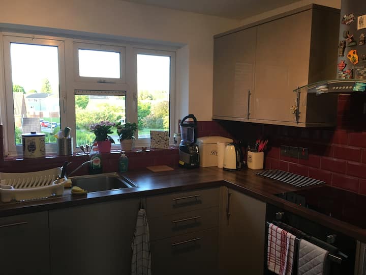 Double Room In Hatfield For Professionals - Saint Albans