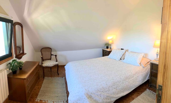 Alojamiento Ala Este En Casa Particular - Baiona