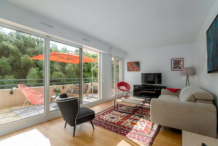 Plage,centre Ville à Pied! 55 M2 Parking, Terrasse - Biarritz