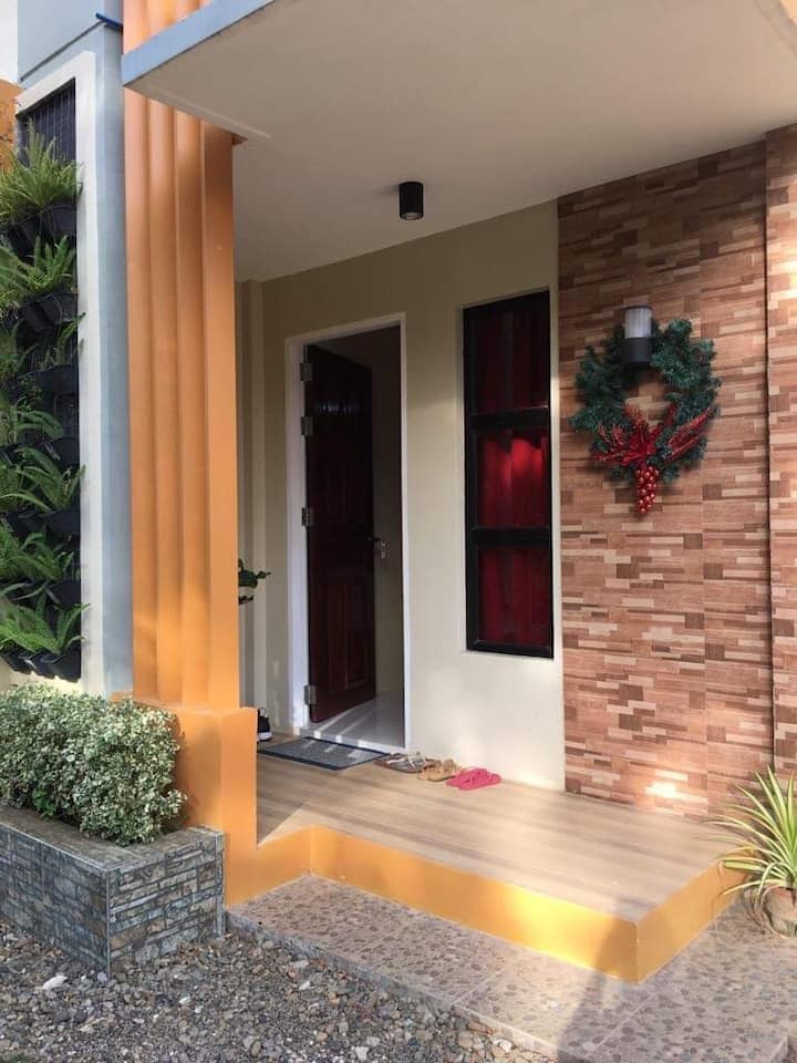 Margaux Haven- Studio 2 - Puerto Princesa