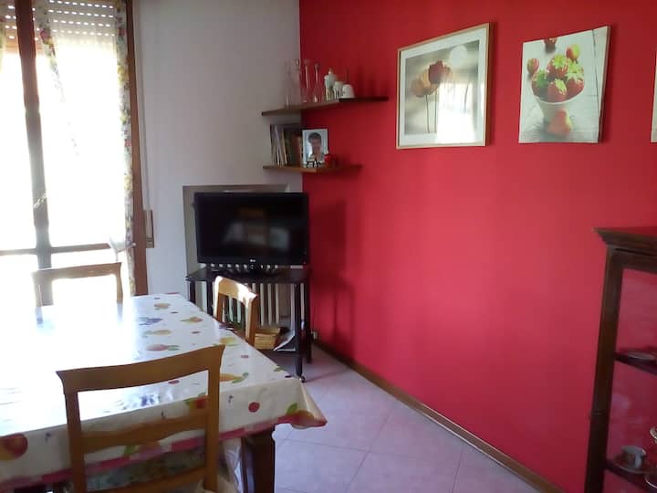 Cozy Apartment And Rooms - Módena