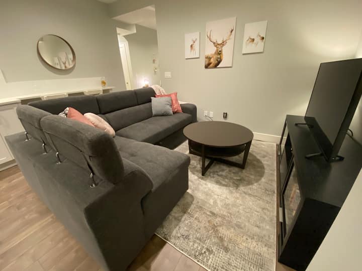 Home Suite Home In Promontory Heights! 1bdrm Suite - Chilliwack