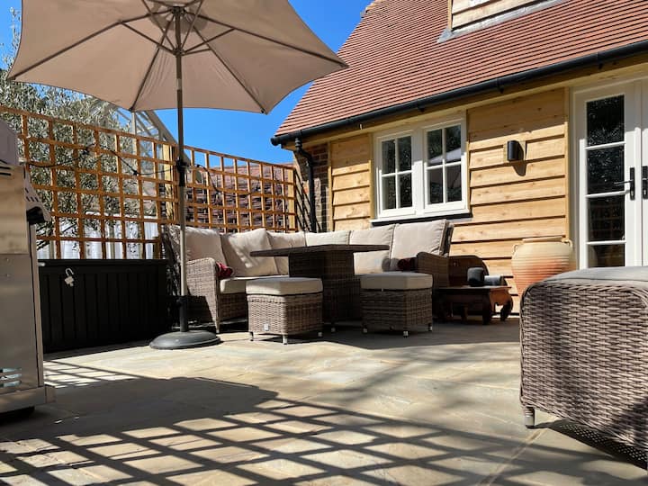 Luxury Country Cottage For A Proper Escape - Petersfield