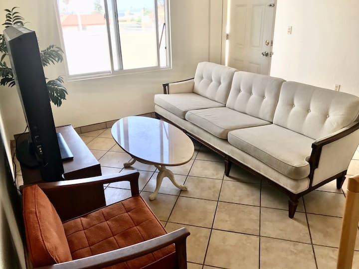 Spacious Apartment W/office In Playas De Tijuana - Playas de Tijuana