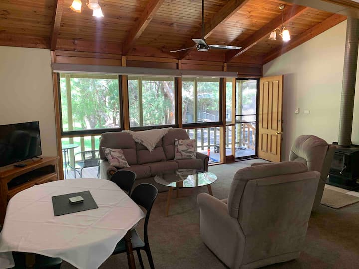 Clematis Cottage Central Halls Gap - Halls Gap