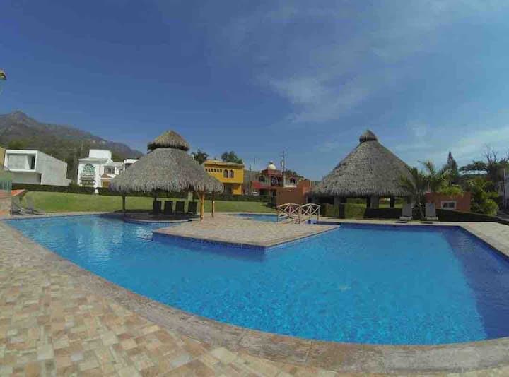 Estudio Colibrí  / @Cabanas.delmar - Manzanillo, Colima, Mexico