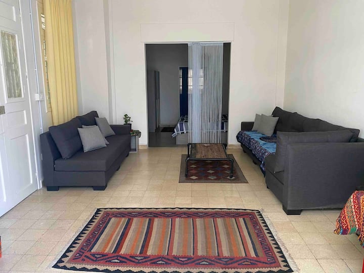 Spacious Yet Cozy Apartment - Beyrouth