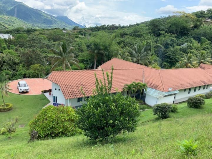 Linda Casa De Recreo En Villeta - Villeta