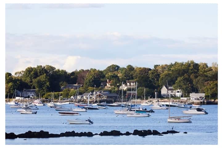 Rowayton Waterfront Home - Norwalk, CT