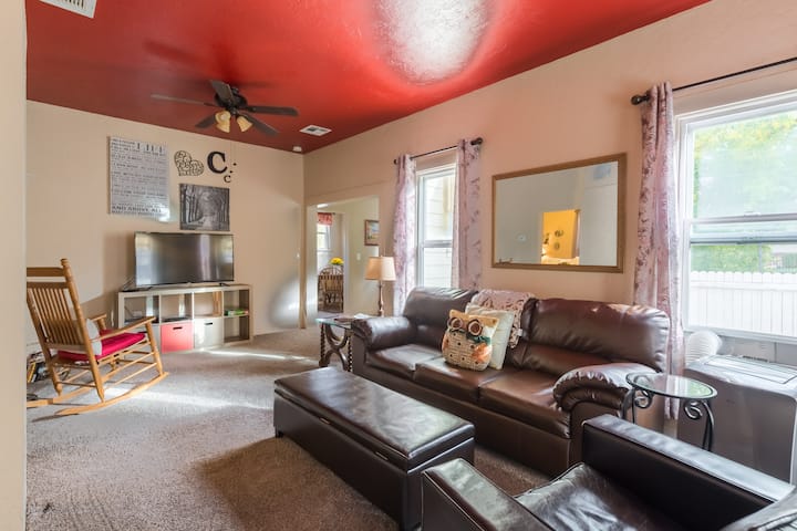 Calley Cottage- Come Cool Down In The Pines - Williams, AZ