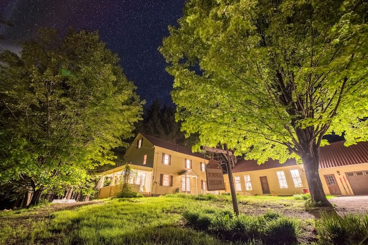76 Rt 16a · Pumpkin Hollow House/hottub/prvt Brook/large Yard - New Hampshire
