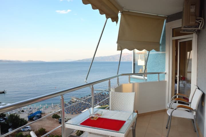 Nice❤️red At Blue💙residence - Albania