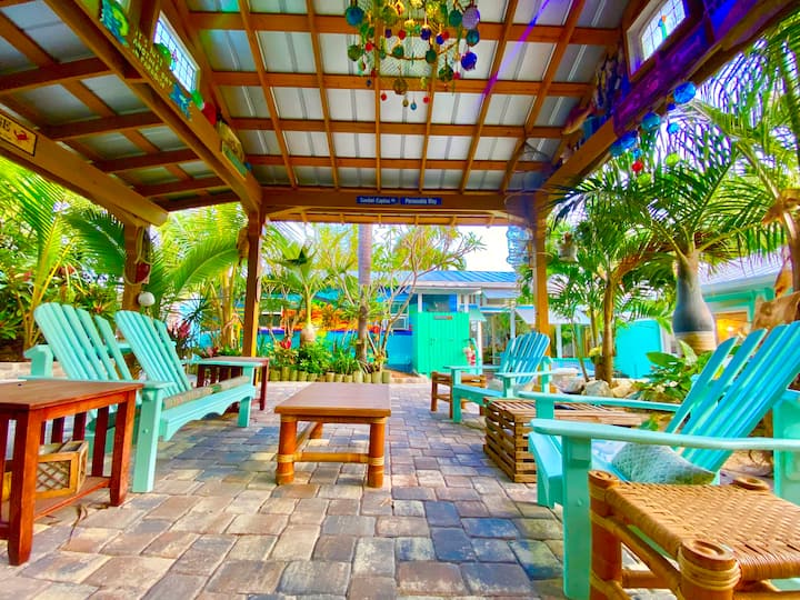 🌴 1950 Pineapple House ❤️ Of Egad Near Beach 🏖 - Melbourne Beach, FL