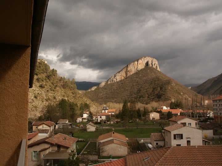 Joli Studio 43 Avec Vue  Sur Les Dourbes 04 - Digne-les-Bains